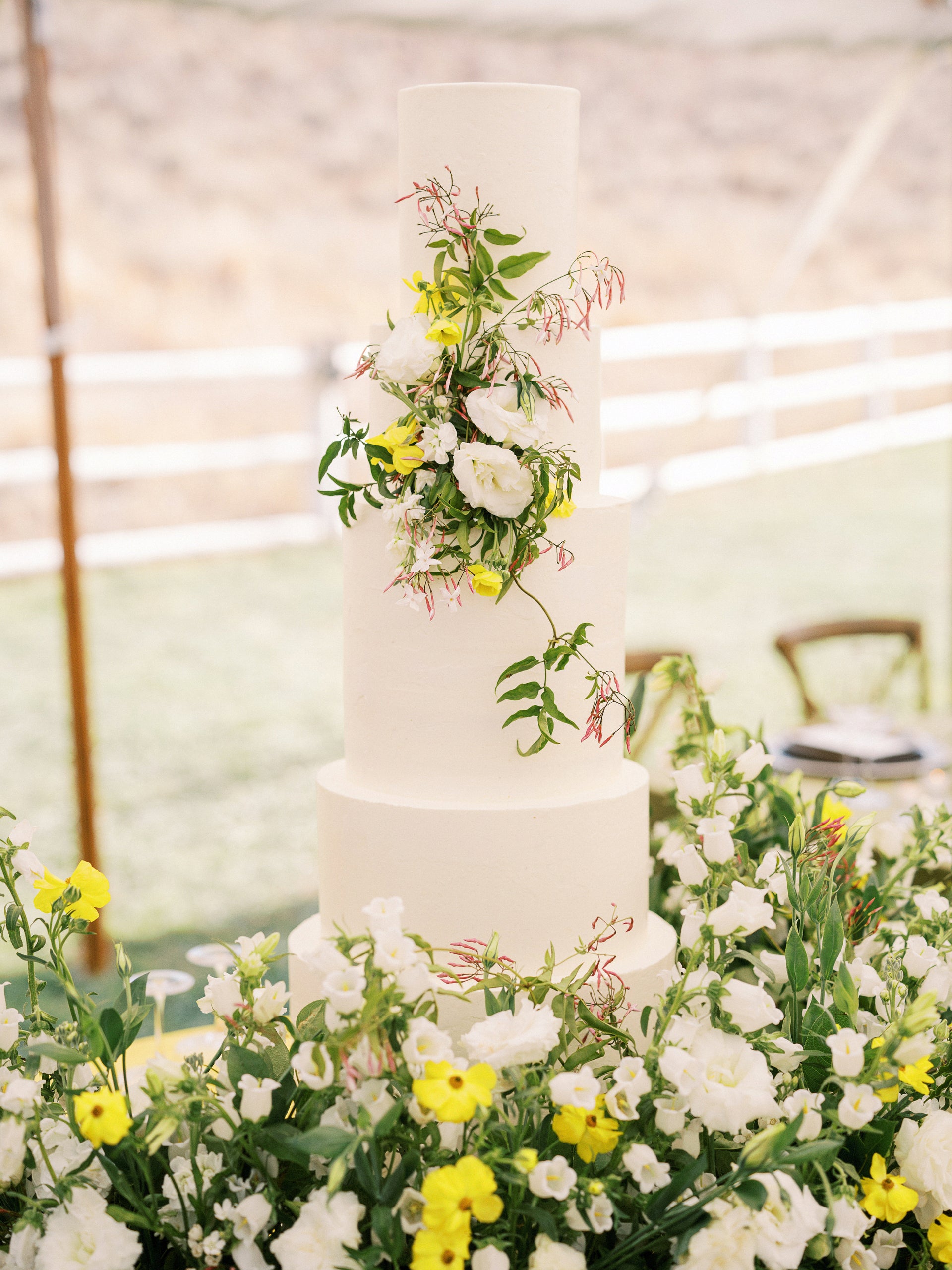 Hank & Sylvie's Custom Flowers and Bakery | Ketchum and Hailey, Idaho ...